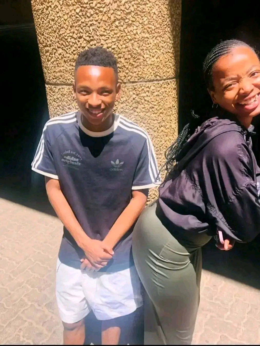 Relebohile Mofokeng Biography: Career, Net Worth, Salary, and Personal ...