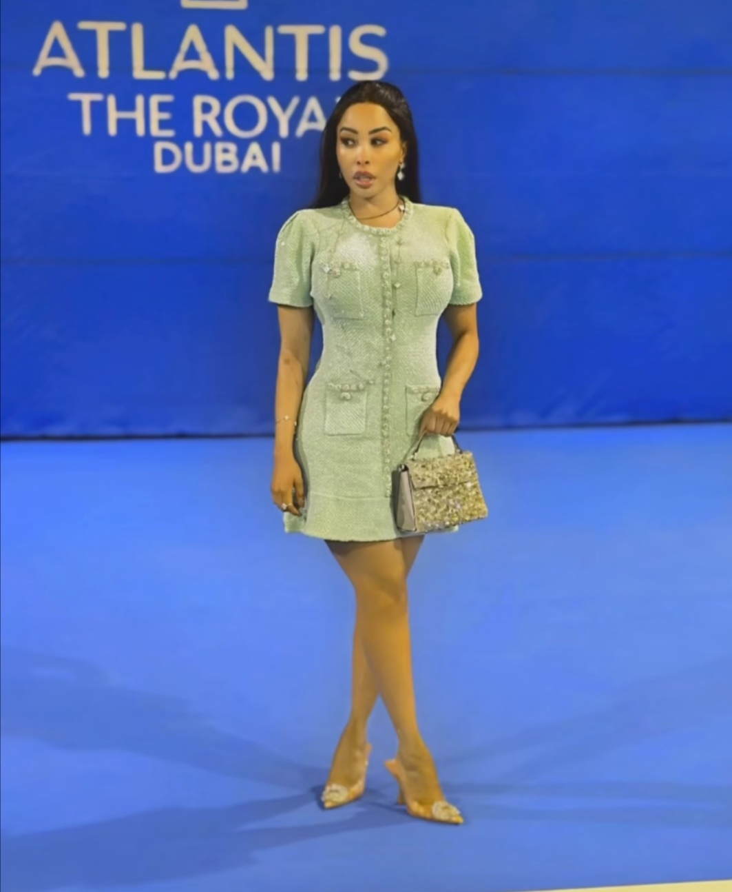 Khanyi Mbau Unveils Her New Look: Mzansi Reacts to Her Transformed Face ...