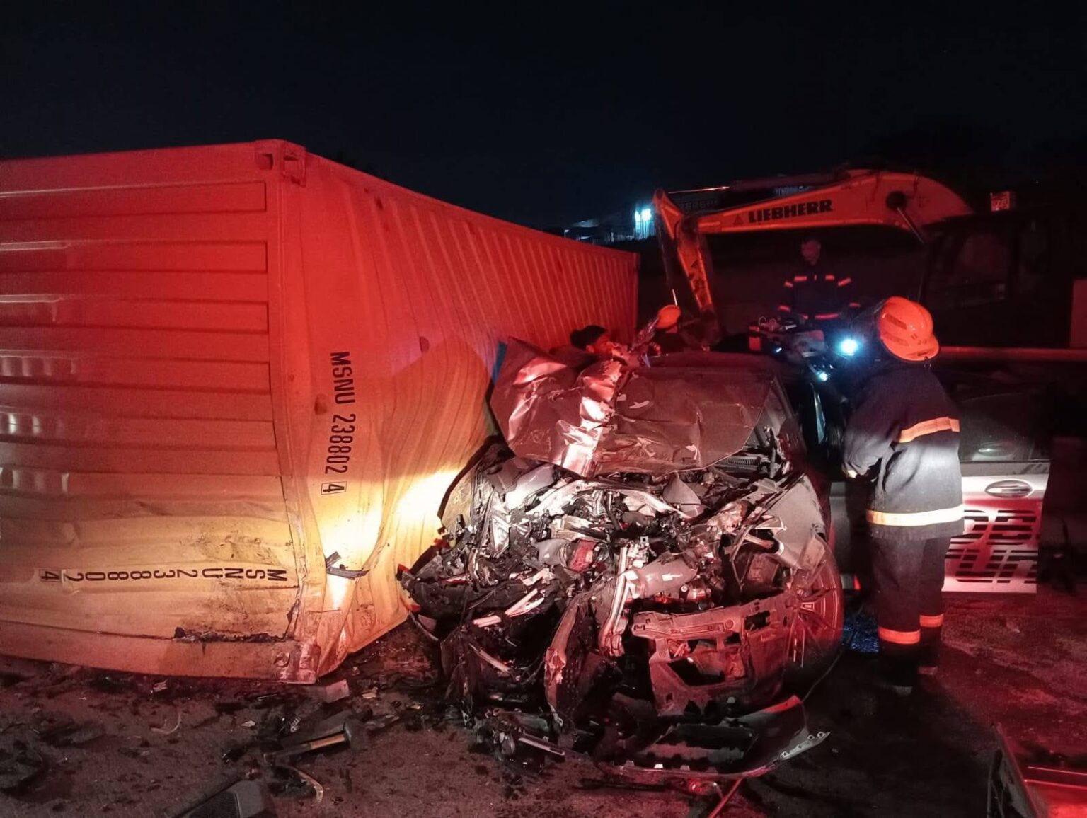 Truck Loses Container, Causes Fatal Crash on N3 - Latest News