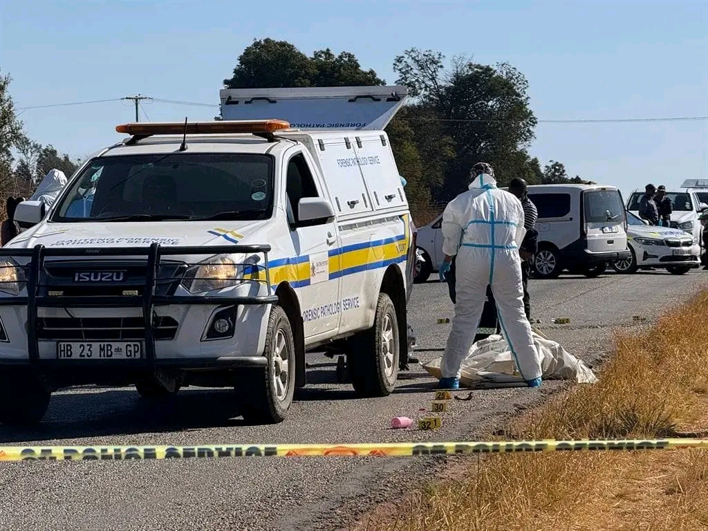 Four Suspected Robbers Shot Dead by Police in Soweto During Planned ...