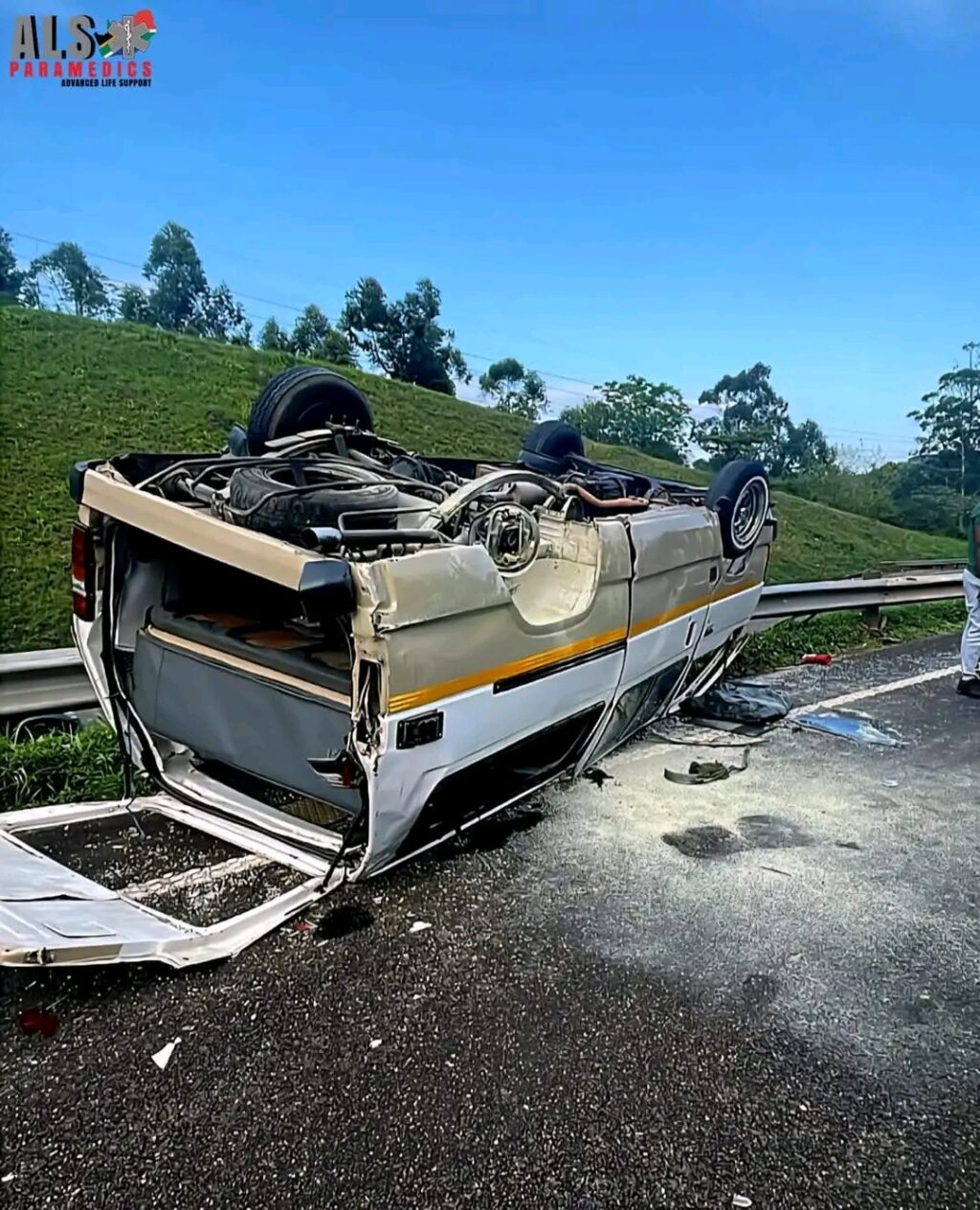 18 Schoolchildren Injured in Horrific Scholar Transport Crash on N3 ...